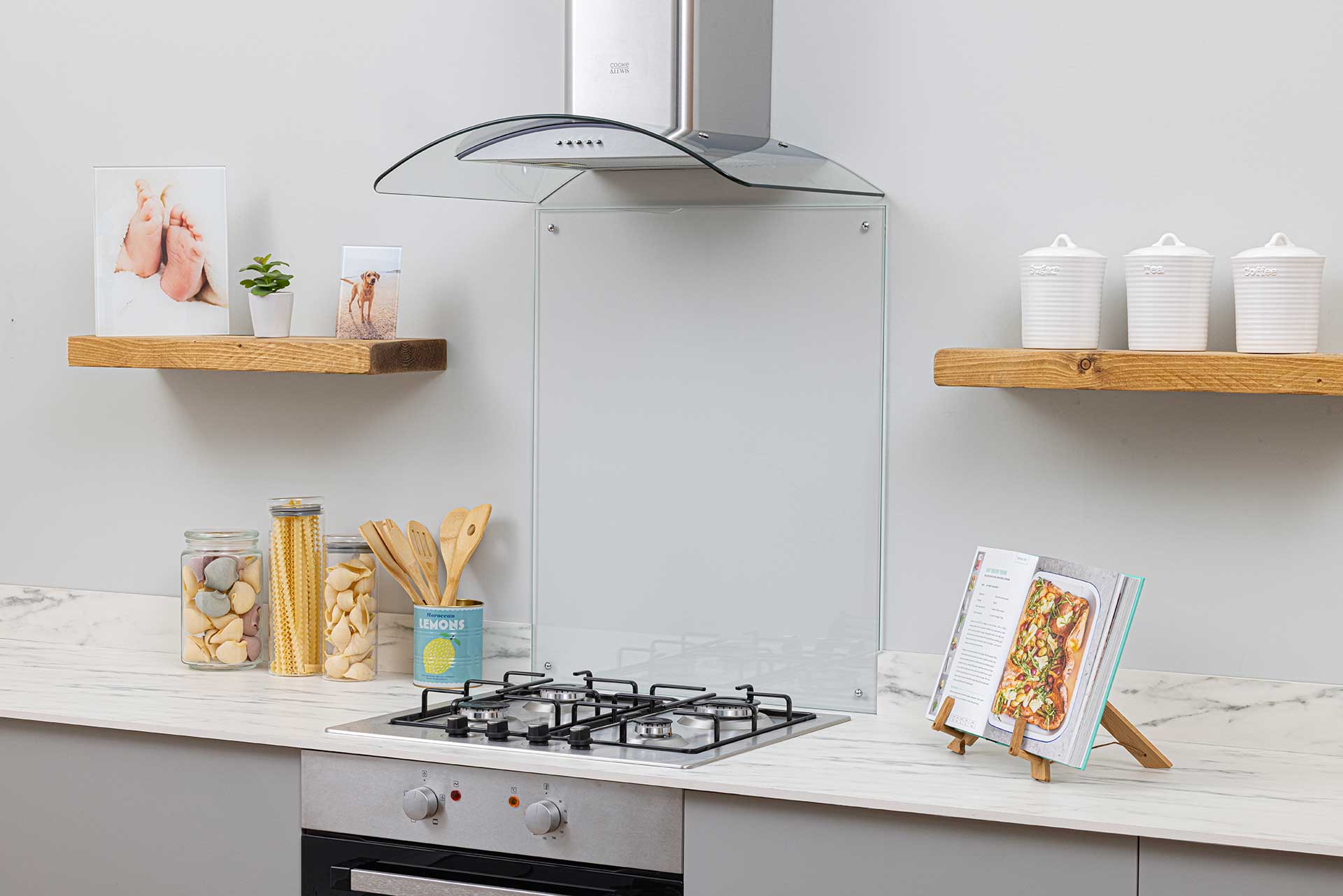 Clear Glass Splashback | Durable, Heat-Resistant & Easy to Clean